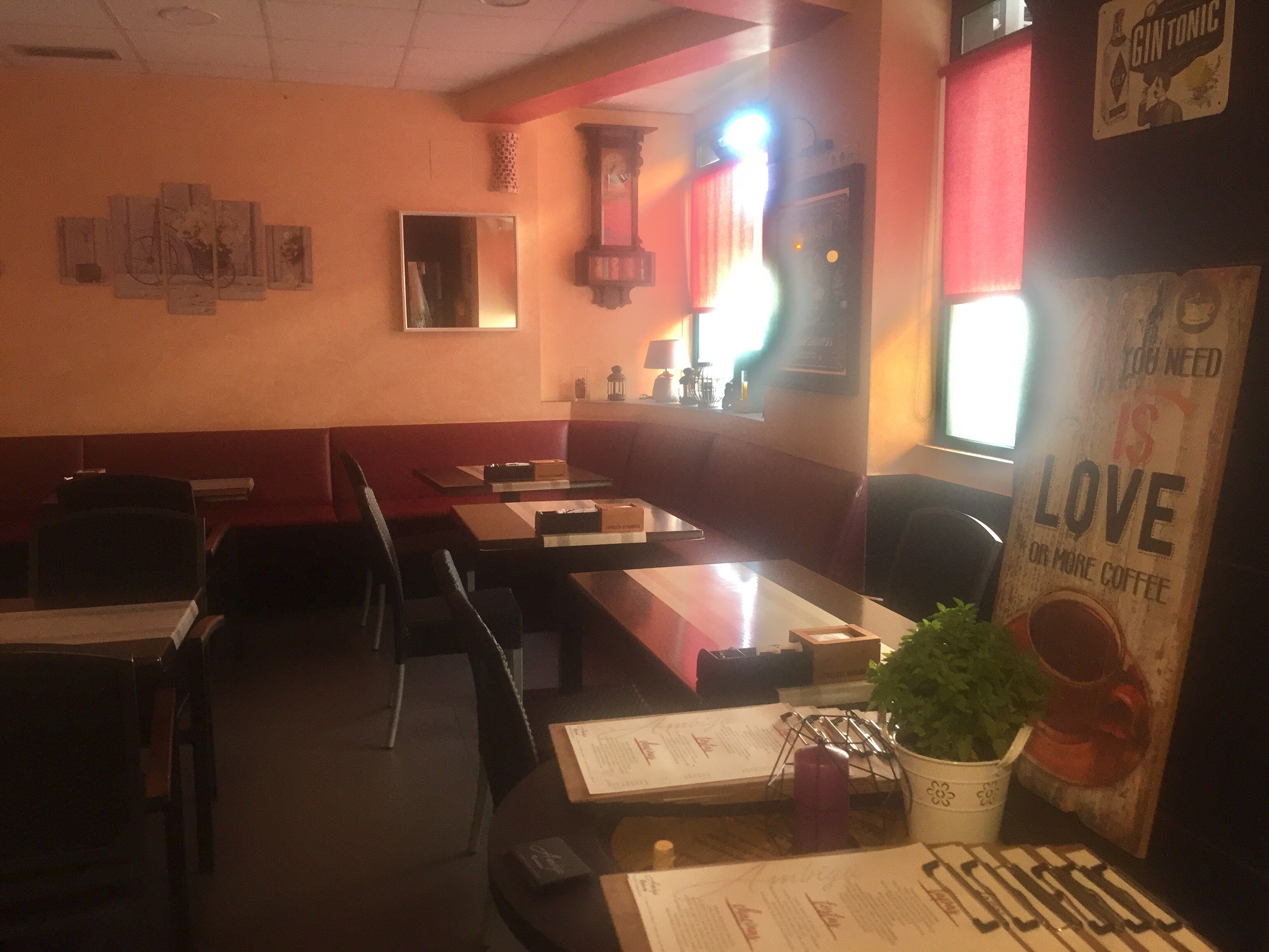 ambigú - Ayuntamiento - Soto del Real